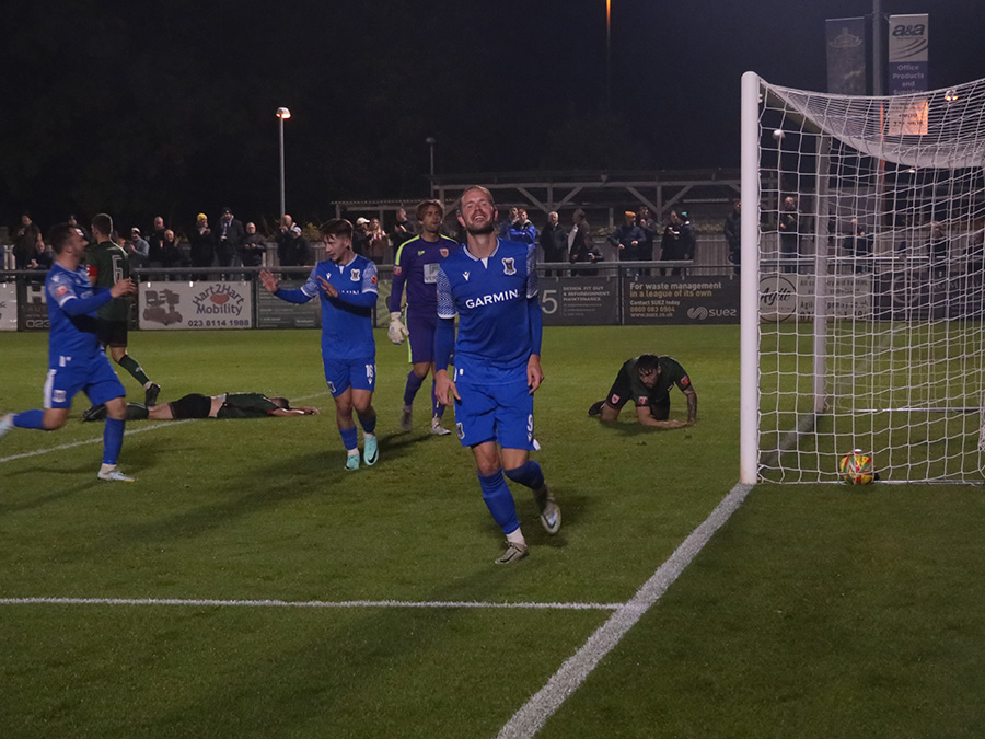 THE LONG READ: AFC TOTTON 7-1 DIDCOT TOWN, SLPDS#12 | AFC Totton