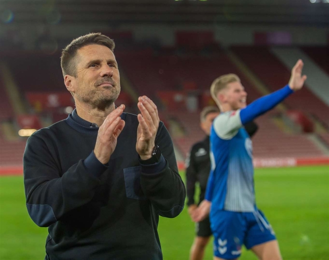 Jimmy Ball Reaches 200 Games In Charge Of Totton | AFC Totton